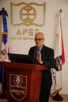 Universidad APEC - UNAPEC ofrece ciclo de conferencias del idioma Español